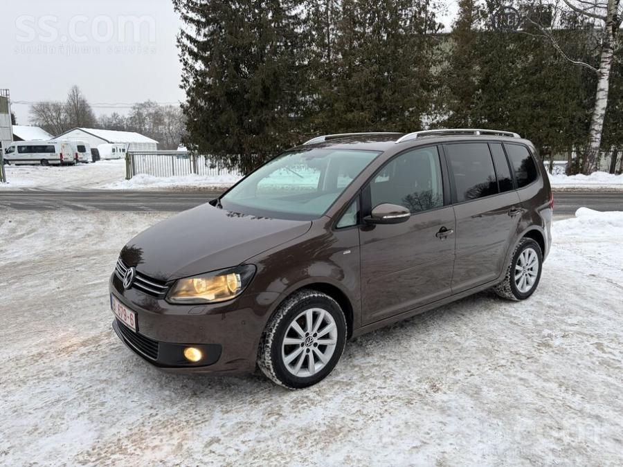 Brūns Volkswagen Touran 2014 Ogre, ar dzinēja tilpumu 1.60 L un nobraukumu 214 tūkst. km par 8450 €, foto 1 vietnē AUTOMOTO.COM.LV