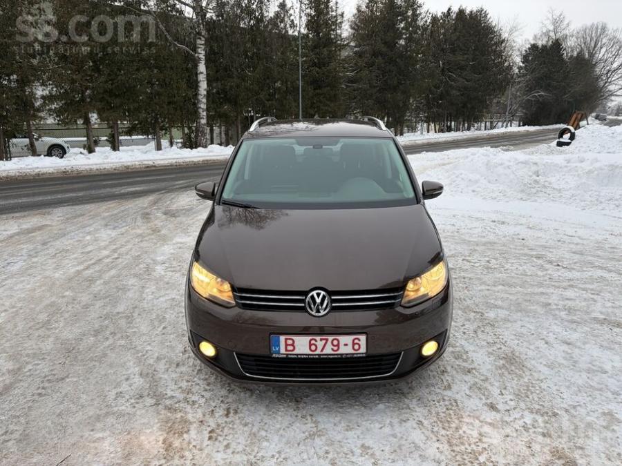 Brūns Volkswagen Touran 2014 Ogre, ar dzinēja tilpumu 1.60 L un nobraukumu 214 tūkst. km par 8450 €, foto 9 vietnē AUTOMOTO.COM.LV