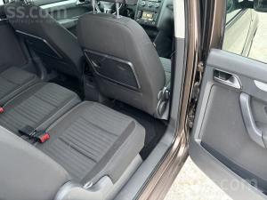 Brūns Volkswagen Touran 2014 Ogre, ar dzinēja tilpumu 1.60 L un nobraukumu 214 tūkst. km par 8450 €, foto 20 vietnē AUTOMOTO.COM.LV