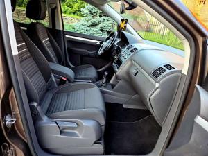 Brown Volkswagen Touran 2014 in Kedainiai, with an engine capacity of 1.97 L and mileage of 248 thousand km for 7850 €, photo 20 on AUTOMOTO.COM.LV