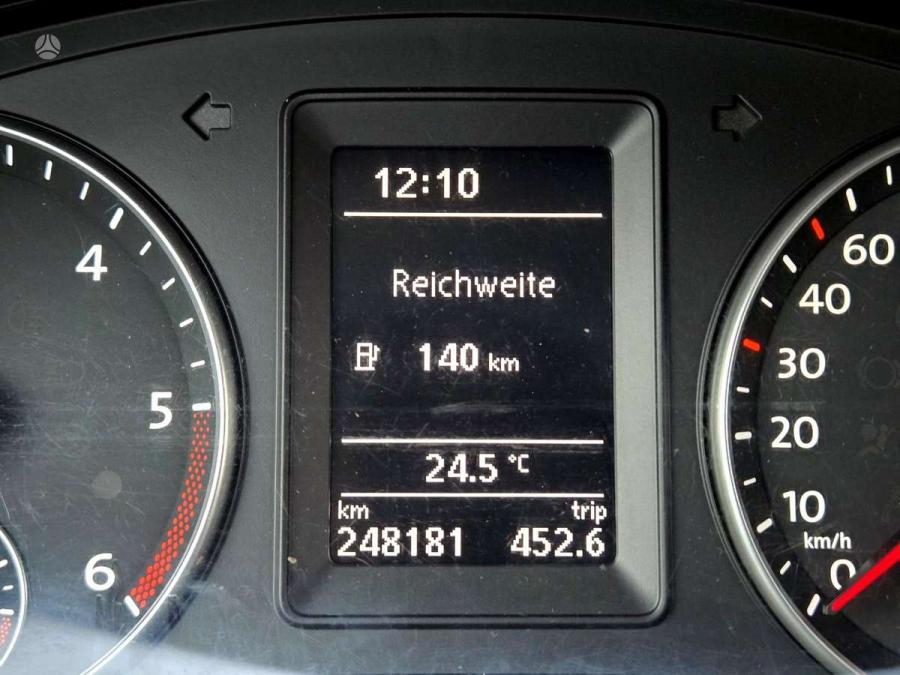 Brown Volkswagen Touran 2014 in Kedainiai, with an engine capacity of 1.97 L and mileage of 248 thousand km for 7850 €, photo 33 on AUTOMOTO.COM.LV