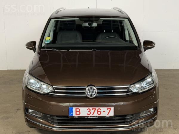 Volkswagen Touran 2015 Jūrmala vietnē Brūns Volkswagen Touran 2015 Jūrmala, ar dzinēja tilpumu 2.00 L un nobraukumu 268 tūkst. km par 11450 €, foto 5 vietnē AUTOMOTO.COM.LV