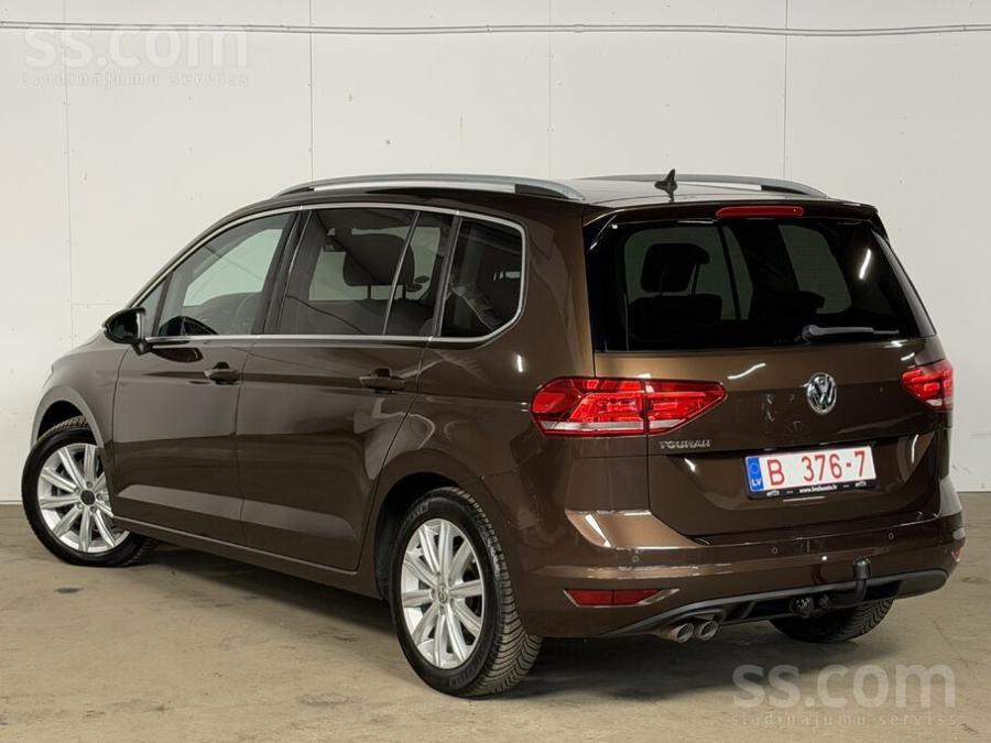 Brūns Volkswagen Touran 2015 Jūrmala, ar dzinēja tilpumu 2.00 L un nobraukumu 268 tūkst. km par 11450 €, foto 12 vietnē AUTOMOTO.COM.LV