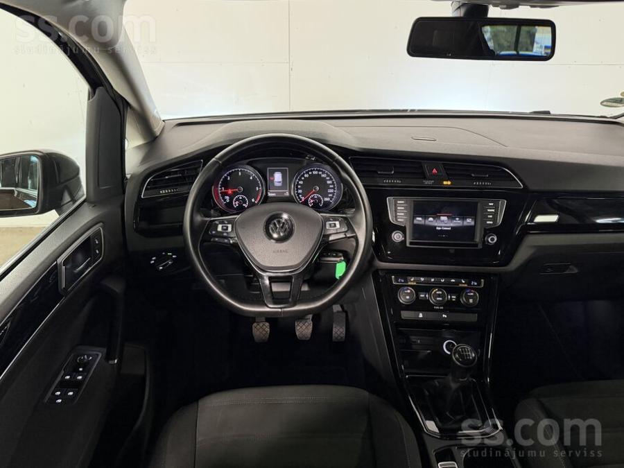 Brūns Volkswagen Touran 2015 Jūrmala, ar dzinēja tilpumu 2.00 L un nobraukumu 268 tūkst. km par 11450 €, foto 25 vietnē AUTOMOTO.COM.LV