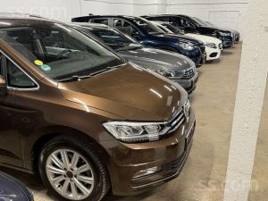 Brūns Volkswagen Touran 2015 Jūrmala, ar dzinēja tilpumu 2.00 L un nobraukumu 268 tūkst. km par 11450 €, foto 36 vietnē AUTOMOTO.COM.LV