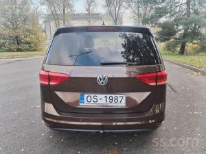 Brūns Volkswagen Touran 2015 Rīga, ar dzinēja tilpumu 1.60 L un nobraukumu 198 tūkst. km par 8950 €, foto 5 vietnē AUTOMOTO.COM.LV