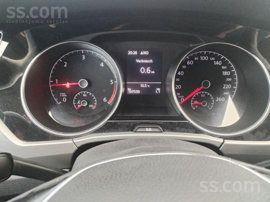 Brūns Volkswagen Touran 2015 Rīga, ar dzinēja tilpumu 1.60 L un nobraukumu 198 tūkst. km par 8950 €, foto 13 vietnē AUTOMOTO.COM.LV