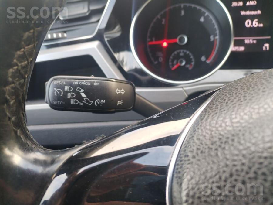 Brūns Volkswagen Touran 2015 Rīga, ar dzinēja tilpumu 1.60 L un nobraukumu 198 tūkst. km par 8950 €, foto 14 vietnē AUTOMOTO.COM.LV