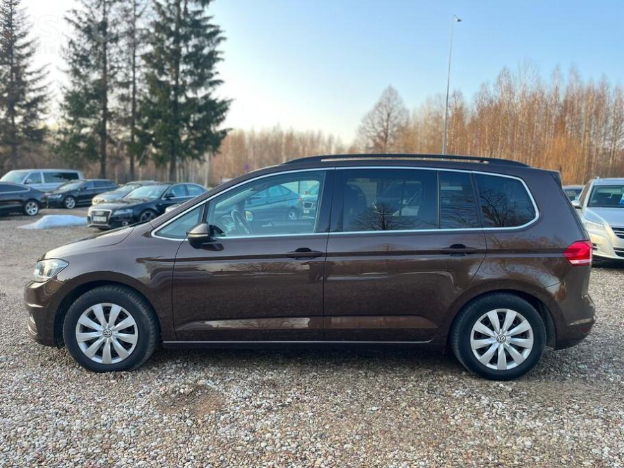 Brūns Volkswagen Touran 2016 Kuldīga, ar dzinēja tilpumu 1.40 L un nobraukumu 217 tūkst. km par 10990 €, foto 5 vietnē AUTOMOTO.COM.LV