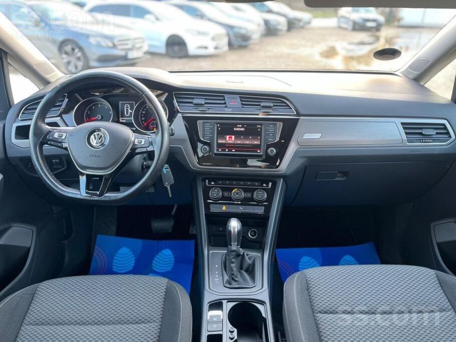 Brūns Volkswagen Touran 2016 Kuldīga, ar dzinēja tilpumu 1.40 L un nobraukumu 217 tūkst. km par 10990 €, foto 15 vietnē AUTOMOTO.COM.LV