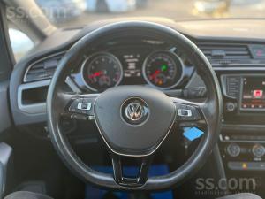 Brūns Volkswagen Touran 2016 Kuldīga, ar dzinēja tilpumu 1.40 L un nobraukumu 217 tūkst. km par 10990 €, foto 16 vietnē AUTOMOTO.COM.LV