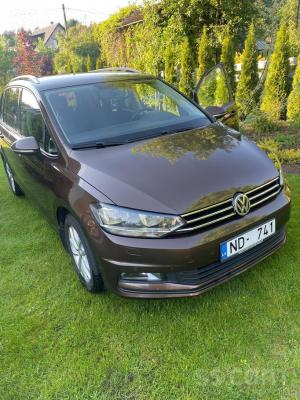 Brūns Volkswagen Touran 2016 Rīga, ar dzinēja tilpumu 2.00 L un nobraukumu 187 tūkst. km par 13100 €, foto  vietnē AUTOMOTO.COM.LV