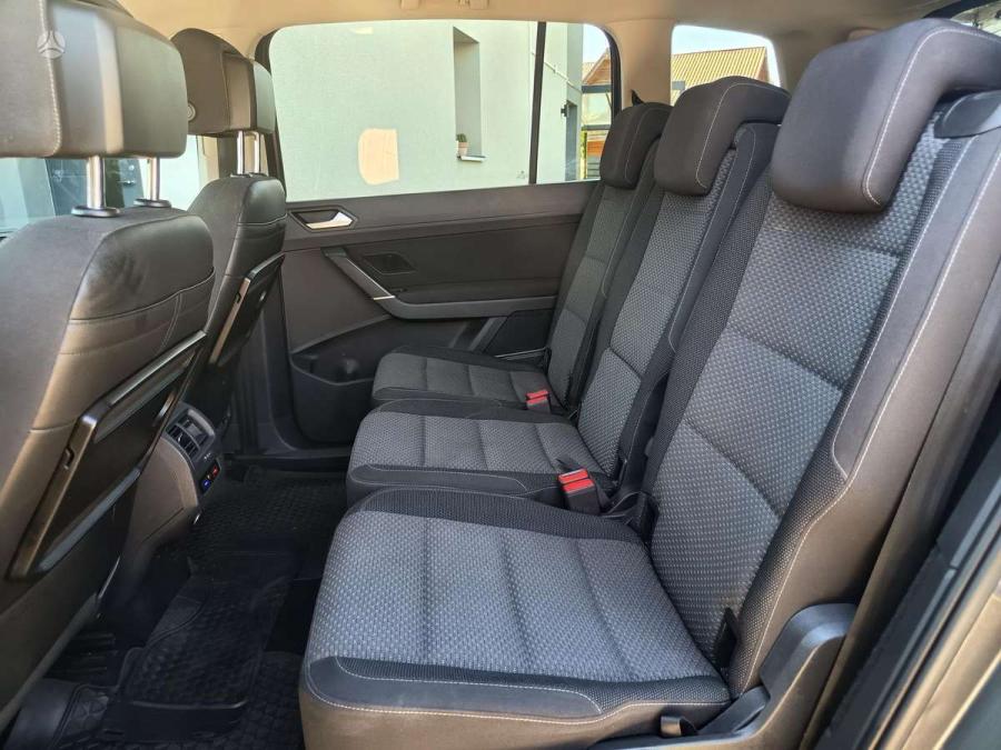 Brūns Volkswagen Touran 2016 Kauņa, ar dzinēja tilpumu 1.60 L un nobraukumu 262 tūkst. km par 7450 €, foto 14 vietnē AUTOMOTO.COM.LV