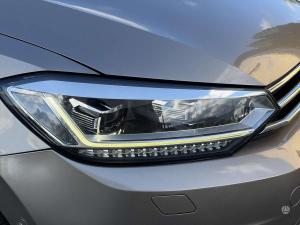 Brown Volkswagen Touran 2016 in Ukmerge, with an engine capacity of 1.60 L and mileage of 395 thousand km for 4700 €, photo 10 on AUTOMOTO.COM.LV
