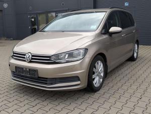 Brown Volkswagen Touran 2016 in Kaunas, with an engine capacity of 1.60 L and mileage of 212 thousand km for 4350 €, photo 3 on AUTOMOTO.COM.LV