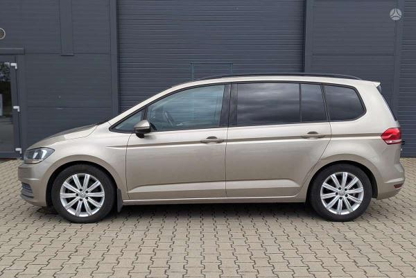 Brūns Volkswagen Touran 2016 Kauņa, ar dzinēja tilpumu 1.60 L un nobraukumu 212 tūkst. km par 4350 €, foto 5 vietnē AUTOMOTO.COM.LV