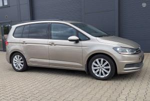 Brown Volkswagen Touran 2016 in Kaunas, with an engine capacity of 1.60 L and mileage of 212 thousand km for 4350 €, photo 12 on AUTOMOTO.COM.LV