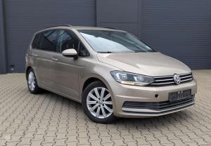 Brown Volkswagen Touran 2016 in Kaunas, with an engine capacity of 1.60 L and mileage of 212 thousand km for 4350 €, photo 13 on AUTOMOTO.COM.LV