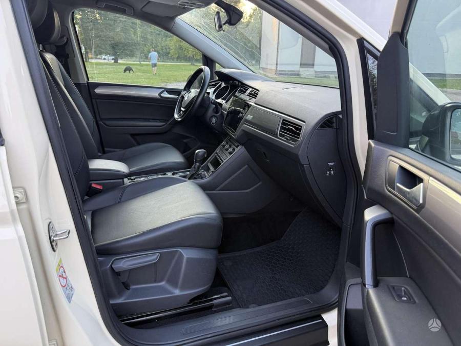Brūns Volkswagen Touran 2019 Klaipėda, ar dzinēja tilpumu 2.00 L un nobraukumu 257 tūkst. km par 5650 €, foto 29 vietnē AUTOMOTO.COM.LV