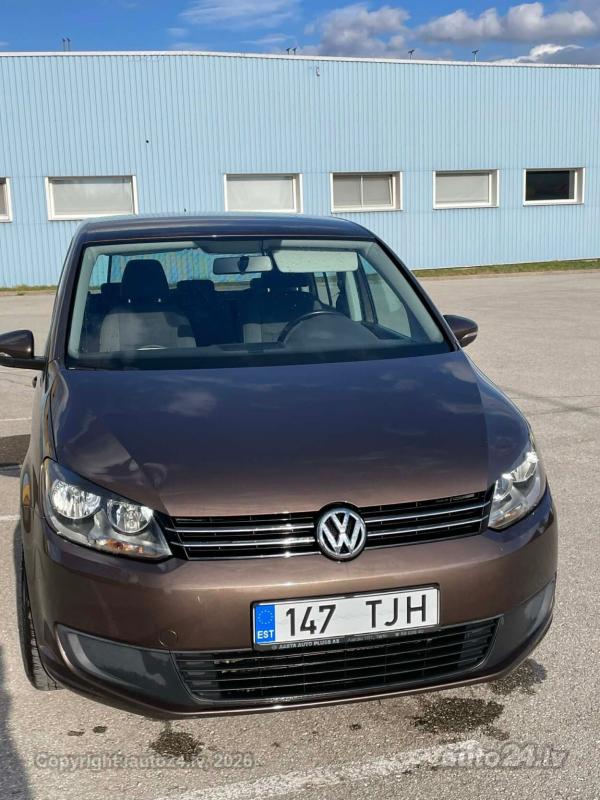 Brūns Volkswagen Touran 2011 Tallina, ar dzinēja tilpumu 1.20 L un nobraukumu 105 tūkst. km par 6950 €, foto 2 vietnē AUTOMOTO.COM.LV