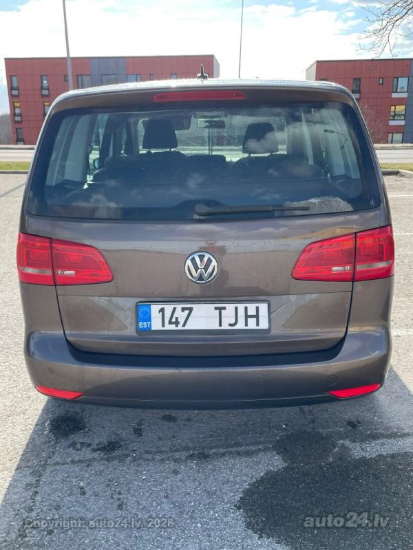 Brūns Volkswagen Touran 2011 Tallina, ar dzinēja tilpumu 1.20 L un nobraukumu 105 tūkst. km par 6950 €, foto 3 vietnē AUTOMOTO.COM.LV