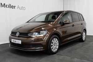 Brūns Volkswagen Touran 2016 Tallina, ar dzinēja tilpumu 1.20 L un nobraukumu 178 tūkst. km par 9900 €, foto  vietnē AUTOMOTO.COM.LV