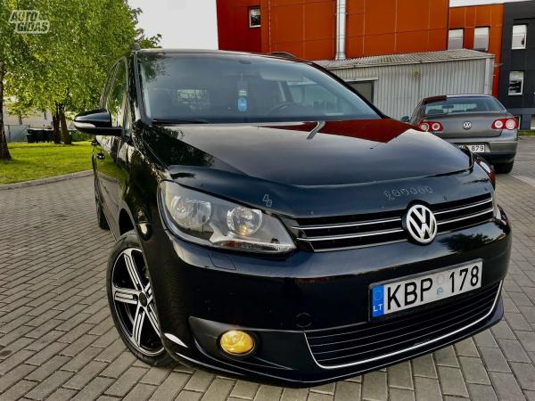 Volkswagen Touran 2011 in Kaunas, with an engine capacity of 2.00 L and mileage of 351 thousand km for 4600 €, photo 4 on AUTOMOTO.COM.LV