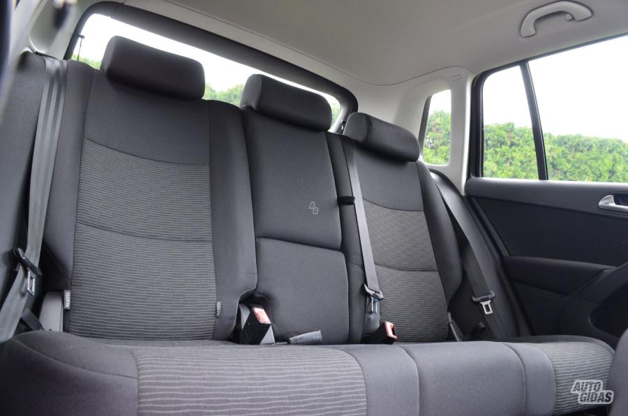 Volkswagen Touran 2015 Kauņa, ar dzinēja tilpumu 2.00 L un nobraukumu 230 tūkst. km par 7950 €, foto 12 vietnē AUTOMOTO.COM.LV