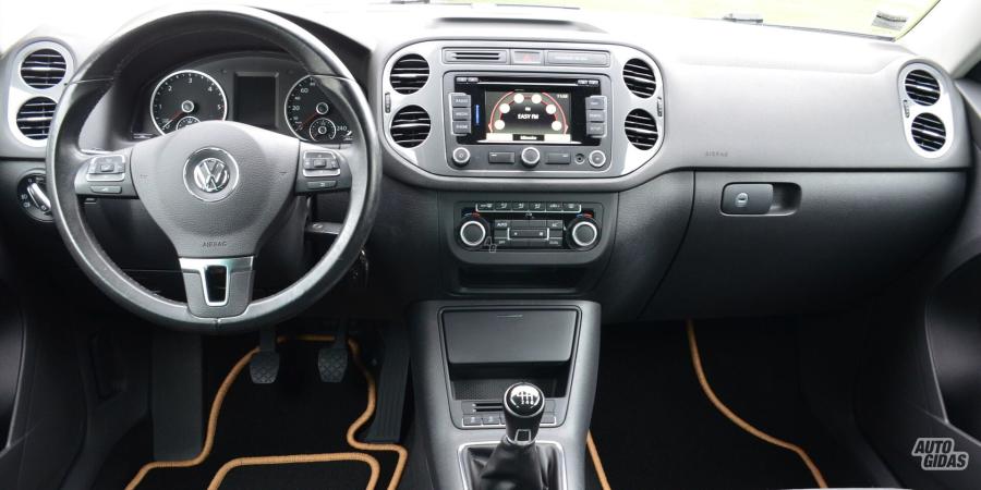 Volkswagen Touran 2015 Kauņa, ar dzinēja tilpumu 2.00 L un nobraukumu 230 tūkst. km par 7950 €, foto 31 vietnē AUTOMOTO.COM.LV