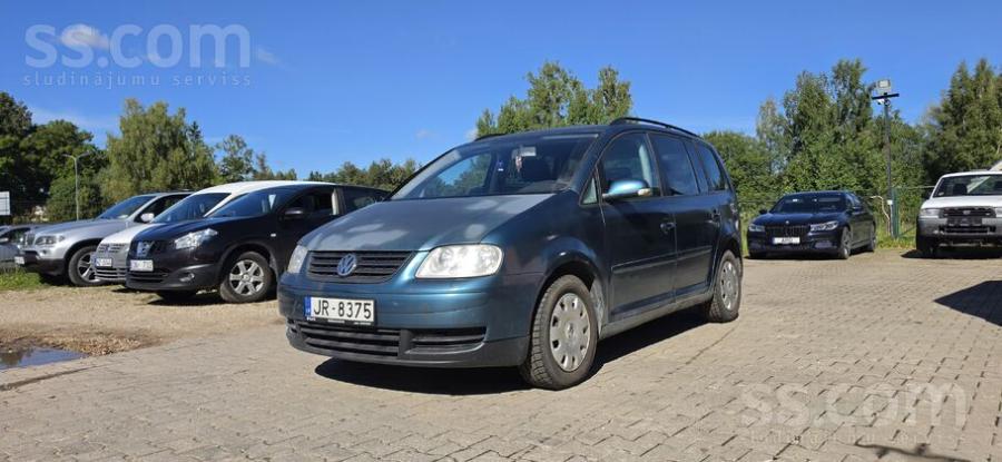 Zaļš Volkswagen Touran 2004 Valmiera, ar dzinēja tilpumu 2.00 L un nobraukumu 372 tūkst. km par 1150 €, foto 7 vietnē AUTOMOTO.COM.LV