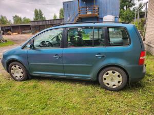 Green Volkswagen Touran 2003 in Kehra, with an engine capacity of 0.00 L and mileage of 285 thousand km for 2250 €, photo 11 on AUTOMOTO.COM.LV