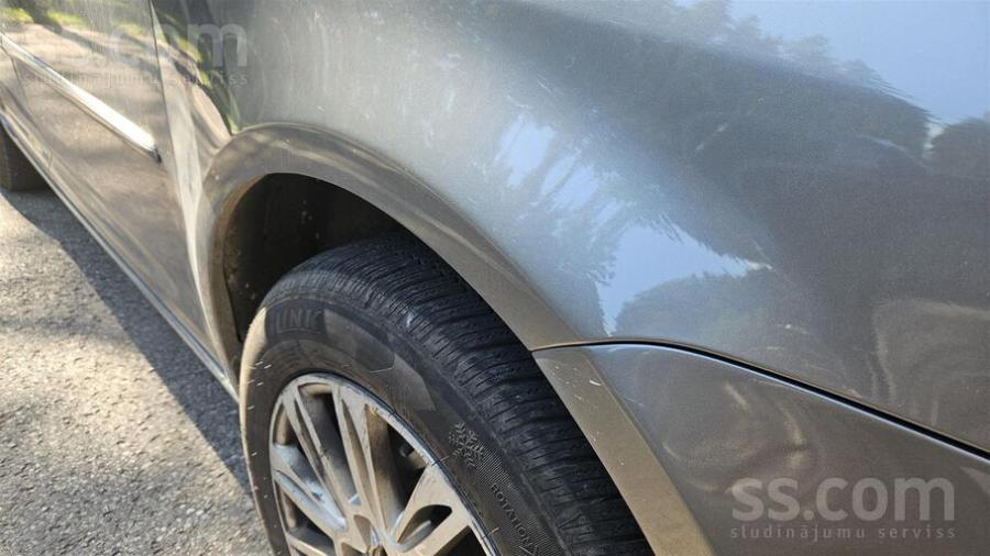 Pelēks Volkswagen Touran 2007 Daugavpils, ar dzinēja tilpumu 1.90 L un nobraukumu 426 tūkst. km par 1400 €, foto 12 vietnē AUTOMOTO.COM.LV