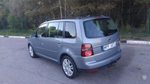 Pelēks Volkswagen Touran 2008 Kuršėnai, ar dzinēja tilpumu 0.00 L un nobraukumu 308 tūkst. km par 2150 €, foto 6 vietnē AUTOMOTO.COM.LV