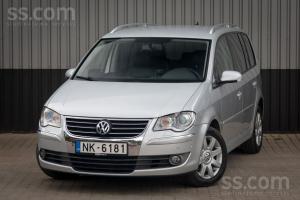 Grey Volkswagen Touran 2008 in Talsi, with an engine capacity of 2.00 L and mileage of 252 thousand km for 2990 €, photo 4 on AUTOMOTO.COM.LV