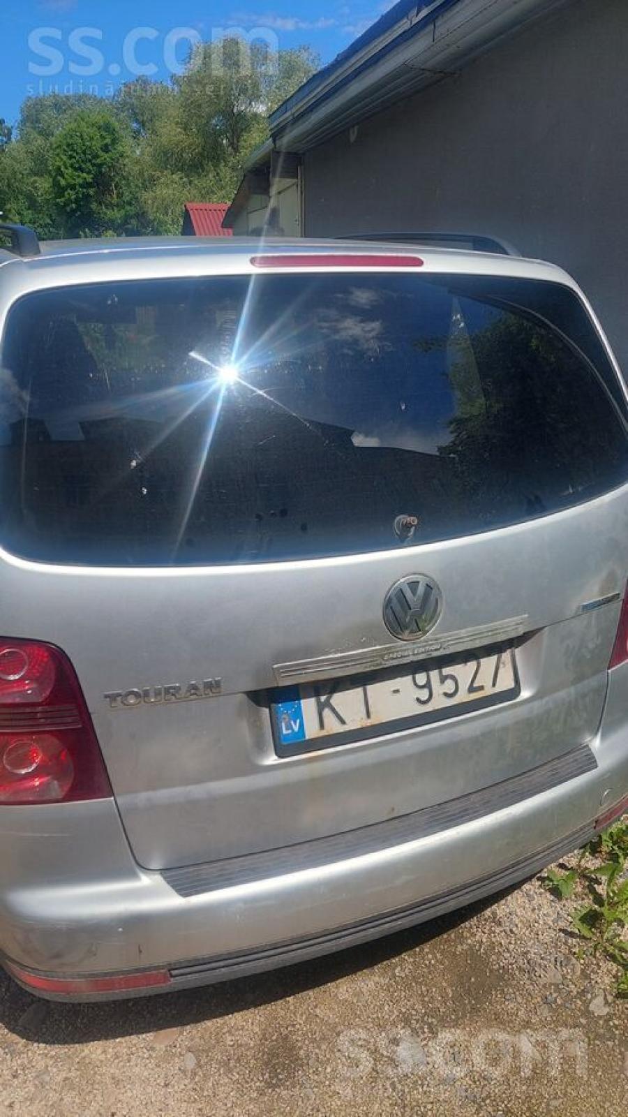 Pelēks Volkswagen Touran 2009 Rīga, ar dzinēja tilpumu 1.90 L un nobraukumu 0 tūkst. km par 500 €, foto 6 vietnē AUTOMOTO.COM.LV