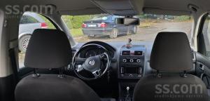 Pelēks Volkswagen Touran 2011 Rīga, ar dzinēja tilpumu 2.00 L un nobraukumu 287 tūkst. km par 4100 €, foto 8 vietnē AUTOMOTO.COM.LV