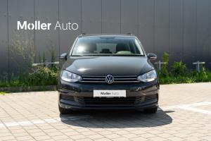 Grey Volkswagen Touran 2021 in Vilnius, with an engine capacity of 2.00 L and mileage of 162 thousand km for 16750 €, photo 3 on AUTOMOTO.COM.LV