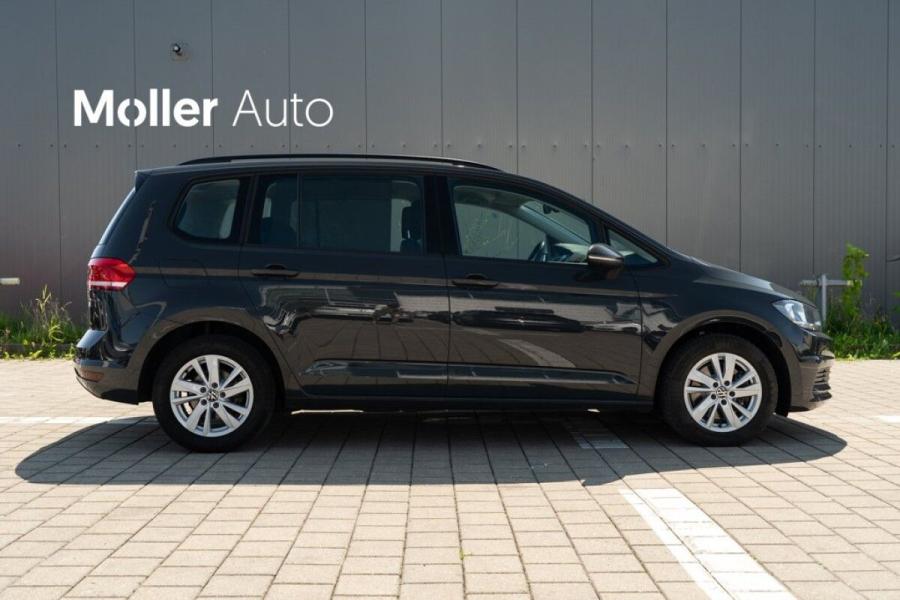 Grey Volkswagen Touran 2021 in Vilnius, with an engine capacity of 2.00 L and mileage of 162 thousand km for 16750 €, photo 8 on AUTOMOTO.COM.LV