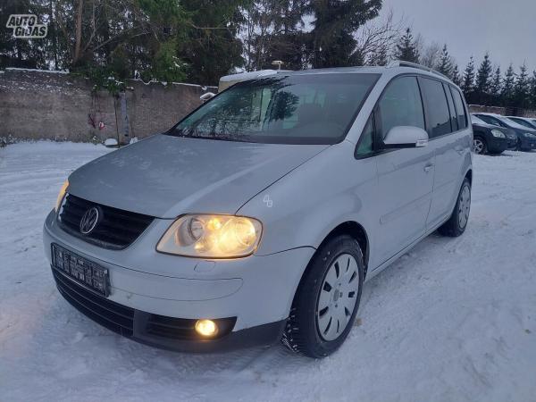 Pelēks Volkswagen Touran 2003 Utena, ar dzinēja tilpumu 2.00 L un nobraukumu 265 tūkst. km par 1999 €, foto 1 vietnē AUTOMOTO.COM.LV