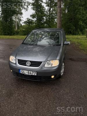 Grey Volkswagen Touran 2003 in Ventspils, with an engine capacity of 1.90 L and mileage of 422 thousand km for 2000 €, photo  on AUTOMOTO.COM.LV