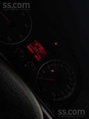 Pelēks Volkswagen Touran 2003 Ventspils, ar dzinēja tilpumu 1.90 L un nobraukumu 422 tūkst. km par 2000 €, foto 12 vietnē AUTOMOTO.COM.LV