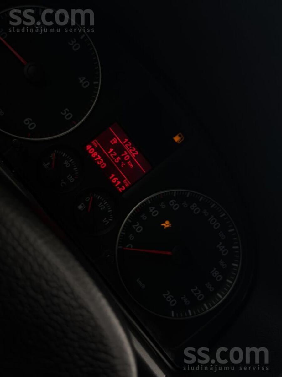 Pelēks Volkswagen Touran 2003 Ventspils, ar dzinēja tilpumu 1.90 L un nobraukumu 422 tūkst. km par 2000 €, foto 12 vietnē AUTOMOTO.COM.LV