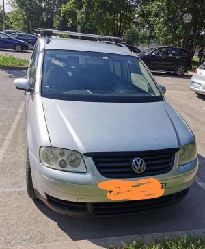 Pelēks Volkswagen Touran 2003 Kauņa, ar dzinēja tilpumu 1.90 L un nobraukumu 416 tūkst. km par 1500 €, foto  vietnē AUTOMOTO.COM.LV