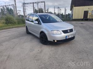 Pelēks Volkswagen Touran 2003 Madona, ar dzinēja tilpumu 1.90 L un nobraukumu 326 tūkst. km par 1300 €, foto 4 vietnē AUTOMOTO.COM.LV