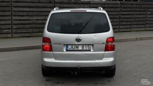Pelēks Volkswagen Touran 2003 Šilutė, ar dzinēja tilpumu 2.00 L un nobraukumu 357 tūkst. km par 1450 €, foto 6 vietnē AUTOMOTO.COM.LV