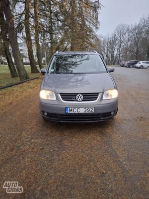 Grey Volkswagen Touran 2004 in Panevezys, with an engine capacity of 2.00 L and mileage of 299 thousand km for 2950 €, photo 10 on AUTOMOTO.COM.LV