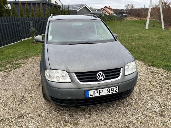 Grey Volkswagen Touran 2004 in Klaipeda, with an engine capacity of 1.90 L and mileage of 346 thousand km for 1750 €, photo 7 on AUTOMOTO.COM.LV