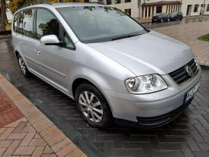 Pelēks Volkswagen Touran 2004 Palanga, ar dzinēja tilpumu 1.90 L un nobraukumu 266 tūkst. km par 1850 €, foto 2 vietnē AUTOMOTO.COM.LV