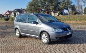 Grey Volkswagen Touran 2004 in Silute, with an engine capacity of 1.90 L and mileage of 402 thousand km for 1850 €, photo 12 on AUTOMOTO.COM.LV