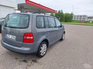 Grey Volkswagen Touran 2004 in Telschi, with an engine capacity of 1.90 L and mileage of 300 thousand km for 899 €, photo 7 on AUTOMOTO.COM.LV